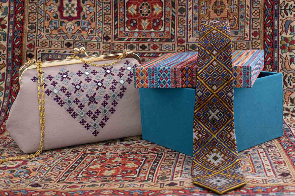 Persian Enamel Rose Water Sprinkler - Fish Scales - Craftestan