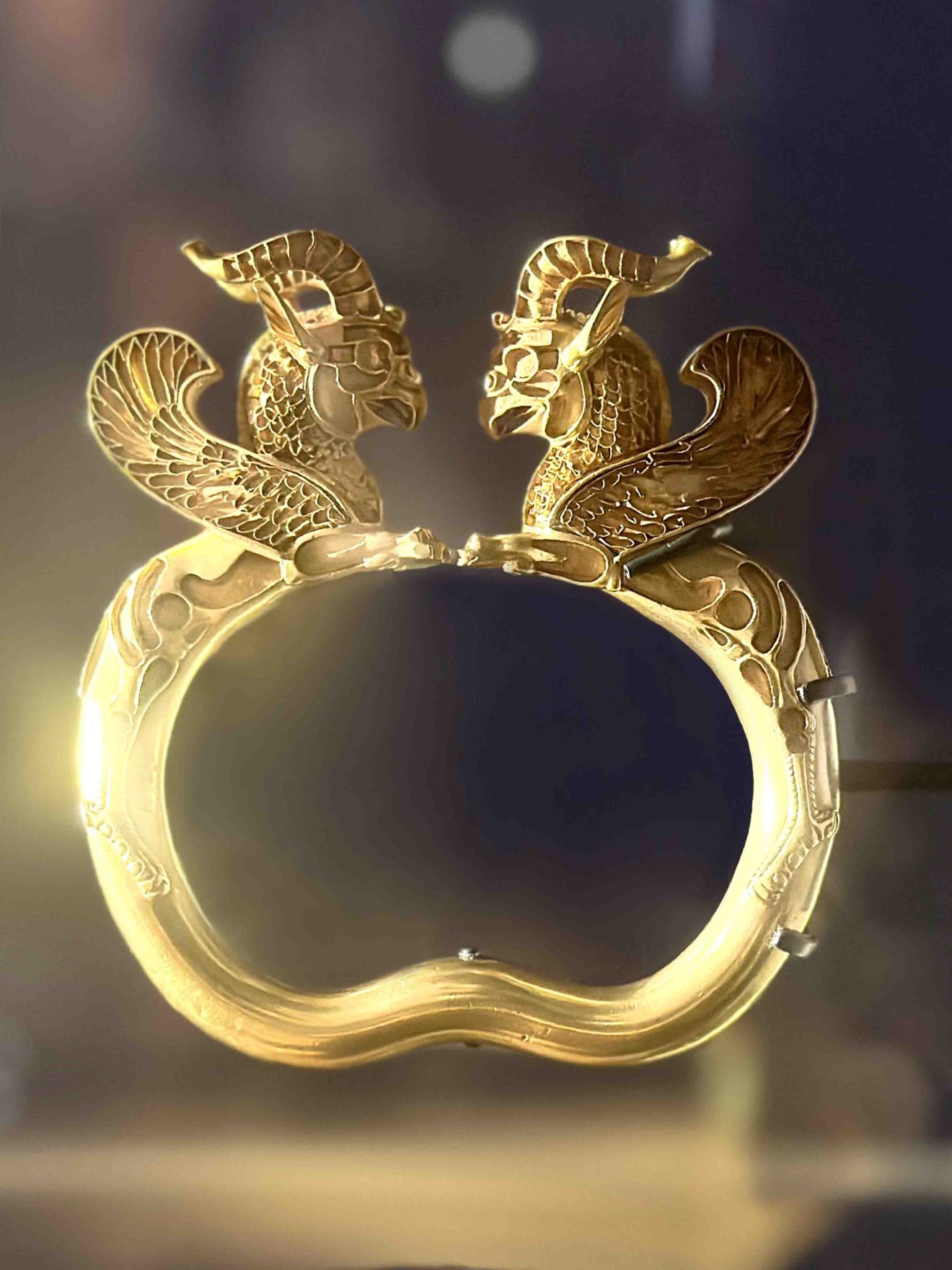 Persian Jewellery: A Dive into Achaemenid History | Craftestan